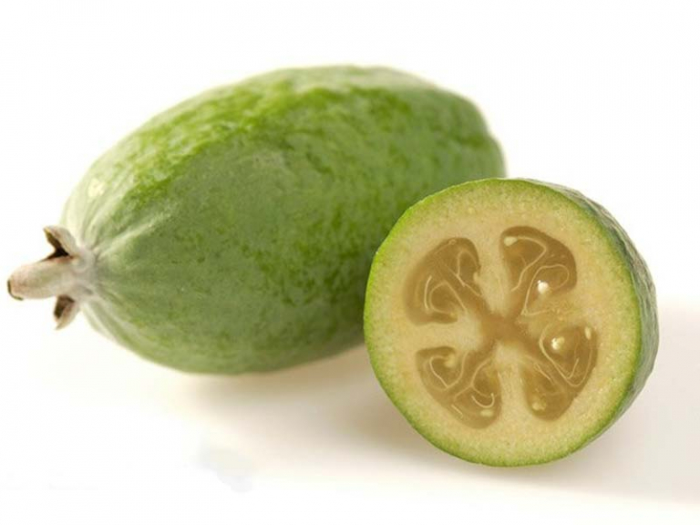 15 exotic fruits you have to try in Colombia - Learn More Than Spanish